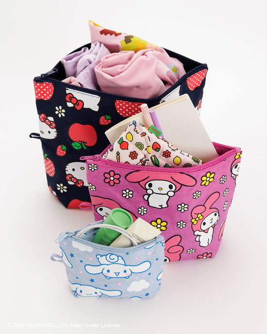 Baggu Go Pouch Set: A Versatile, Light, Sustainable Travel Solution ...