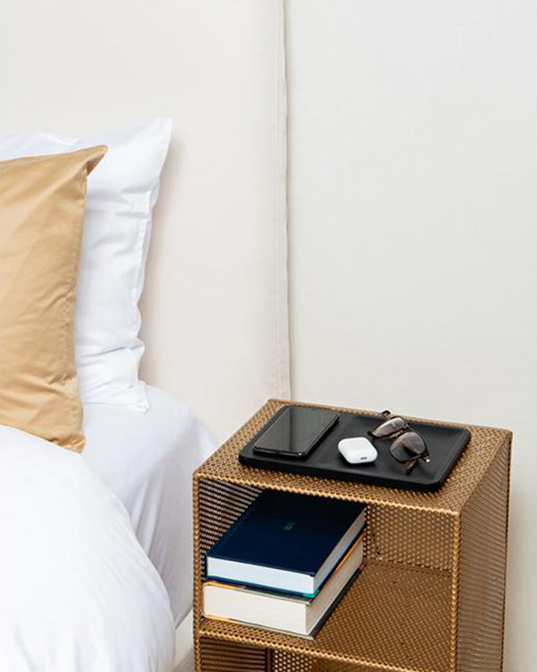 Charge your life with Courant Catch:3 Wireless Charger! – BrandsWalk